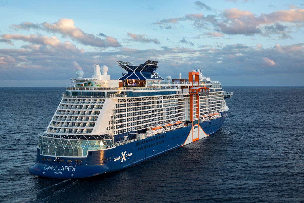 Velká Británie, Dánsko, Finsko, Estonsko, Švédsko ze Southamptonu na lodi Celebrity Apex ...